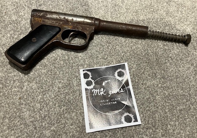 Lovena LOV2 Pop Out Pistol (Slanted Wooden Grips). - MK Guns