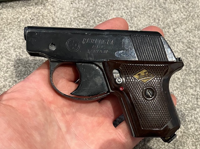 Perfecta A-Start Starting Pistol (Green Box). - MK Guns
