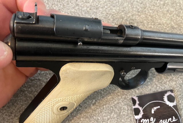 Crosman 130 .22 Pneumatic Air Pistol. - MK Guns