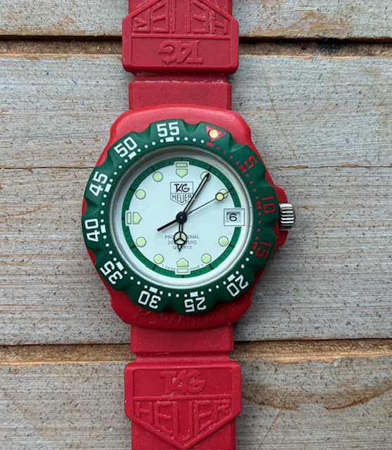 TAG Heuer 384.513/1 Red/Green Mid Size Formula 1 Watch. - MK Guns