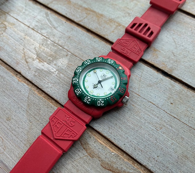 TAG Heuer 384.513/1 Red/Green Mid Size Formula 1 Watch. - MK Guns